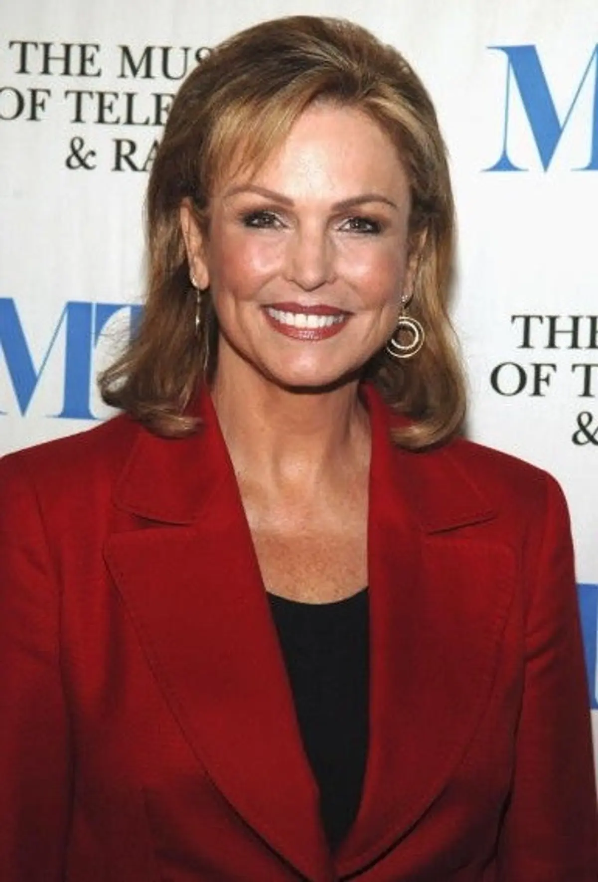 Phyllis George Dies: Miss America, Pioneering NFL Sportscaster, TV Host ...