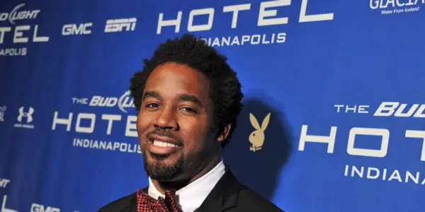 Dhani Jones Net Worth | Celebrity Net Worth