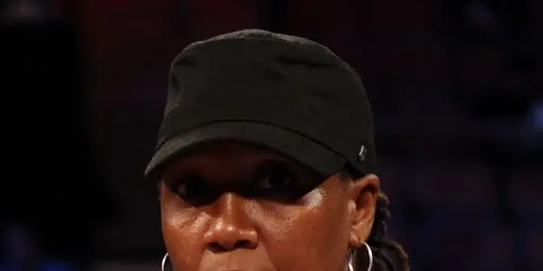 Ann Wolfe Net Worth | Celebrity Net Worth