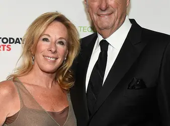 From Gas Station Attendant To Used-Car Salesman To Multi-Billionaire ...