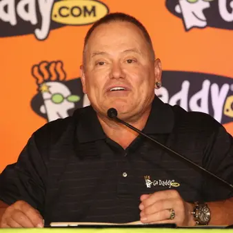 Billionaire GoDaddy Founder Bob Parsons Spent $133 Million On A Mall In ...
