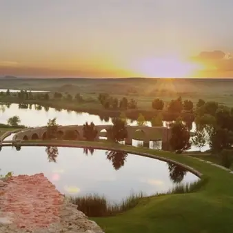 T. Boone Pickens Is Selling His Massive 65,000 Acre Texas Ranch For ...