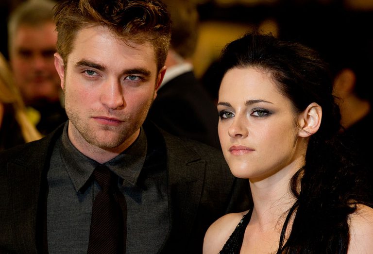 Robert Pattinson Net Worth | Celebrity Net Worth