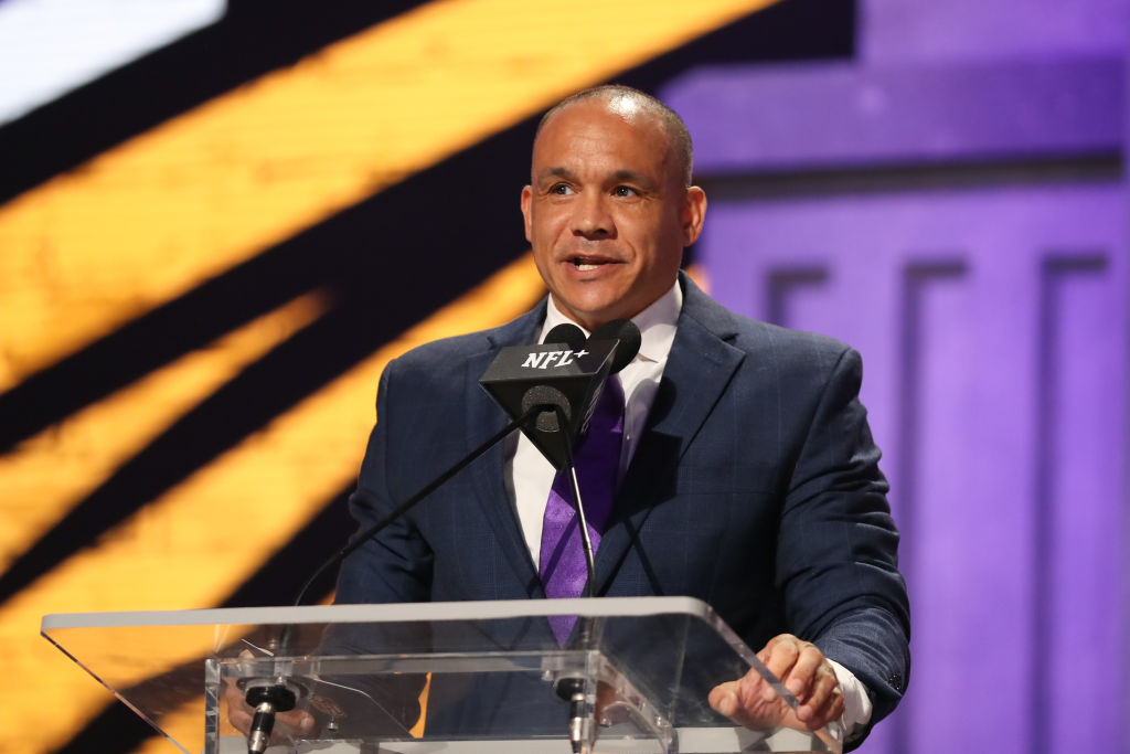 Robert Smith Net Worth | Celebrity Net Worth