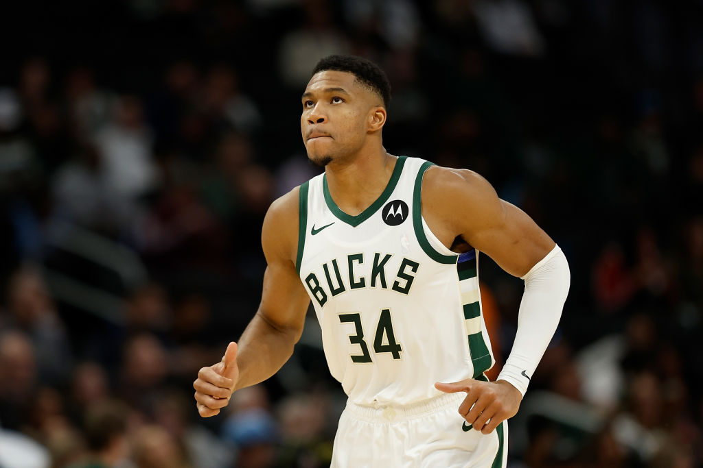 Giannis Antetokounmpo Signs A Big New Contract — And Sets Himself Up For The Future | Celebrity ...