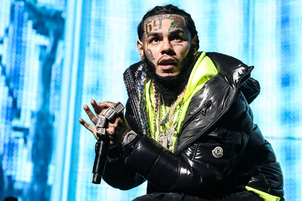 Tekashi 6ix9ine Signs Record Deal That Could Eventually Earn Him Over ...