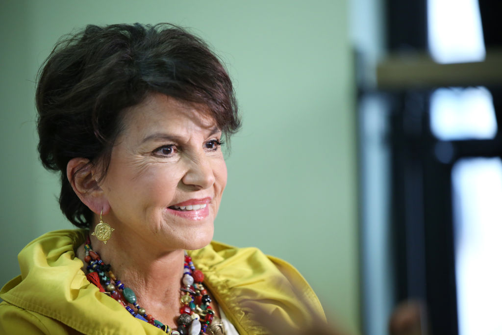 Mercedes Ruehl Net Worth | Celebrity Net Worth