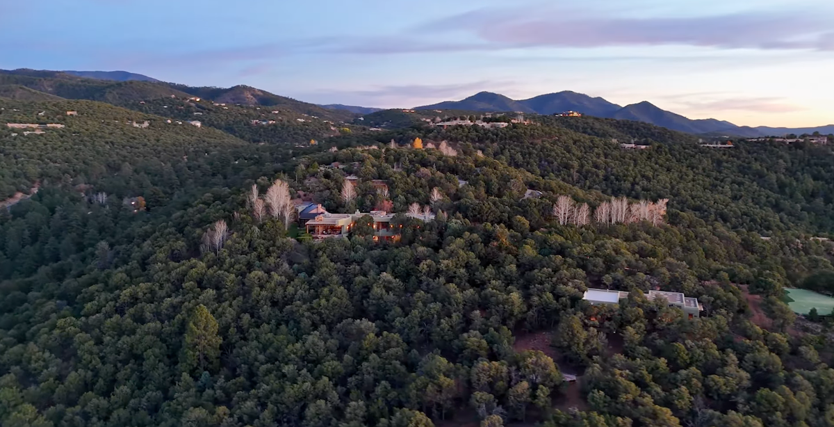 Gene Hackman's Incredible 53-Acre Santa Fe Estate Goes On The Market ...